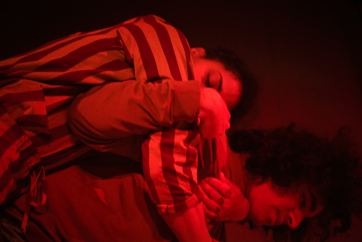 SAD SYMPHONY || FOLKTEATERN GÄVLEBORG – Hannele & Sofia